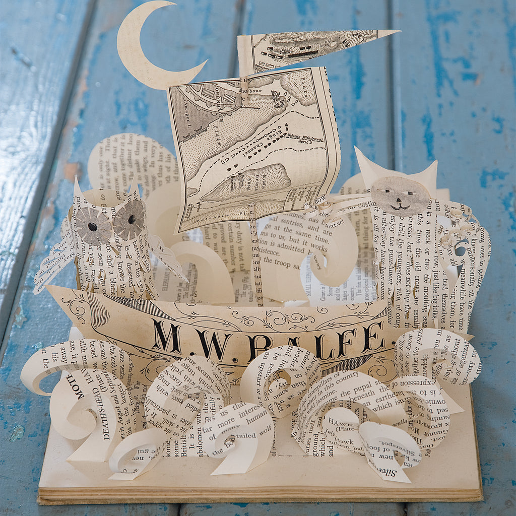 Creative Book Art | Clare Youngs | MAKEetc.